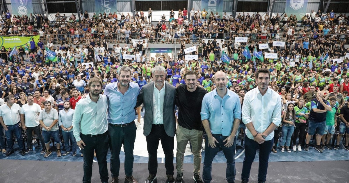 Ferraresi y Lammens reinauguraron el histórico Polideportivo Gatica | 24con