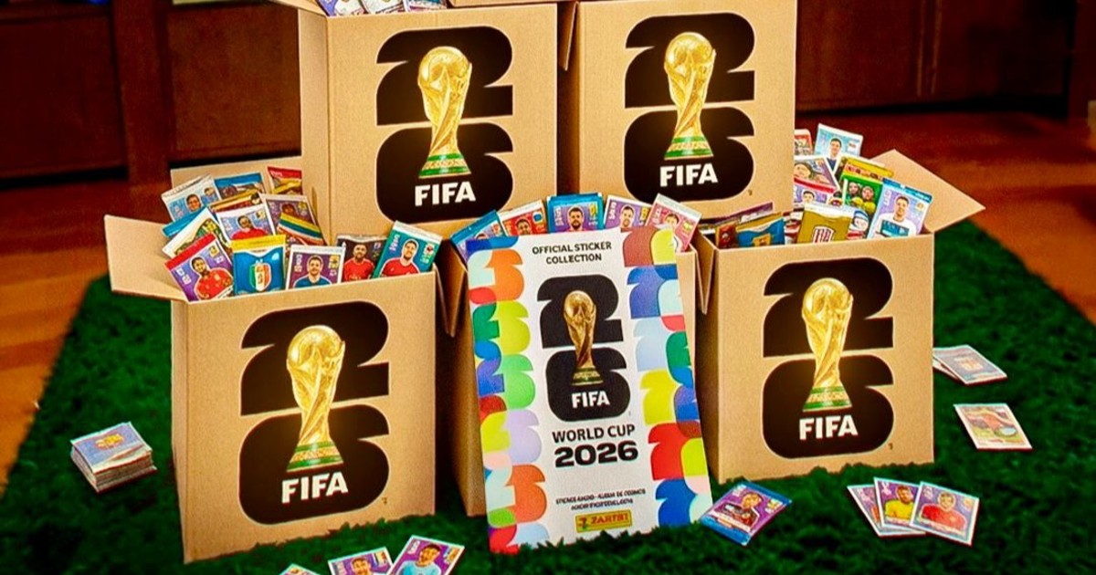 Salió a la venta el álbum del Mundial y un streamer prometió llenarlo ...